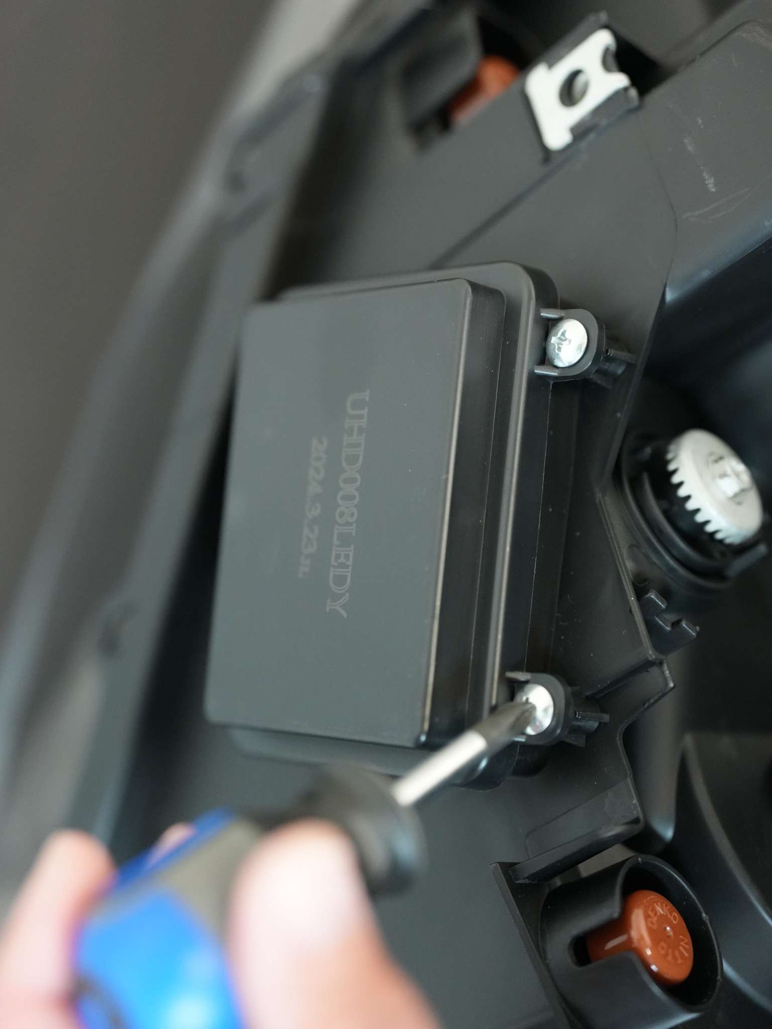 How to Switch to Amber Daytime Running Light (DRL) for AlphaRex 99-09 ...